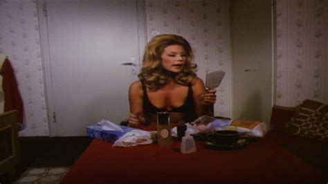 Голая Биргит Берген в Liebesgrüße Aus Der Lederhose Ii Teil Zwei