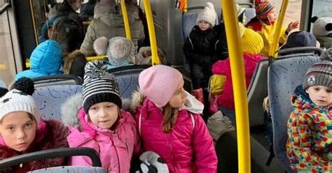 Вивезення українських дітей РФ відмовилася надати Україні список вивезених дітей які хочуть