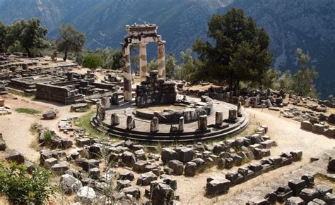 Ancient Greek Oracles And Prophecies