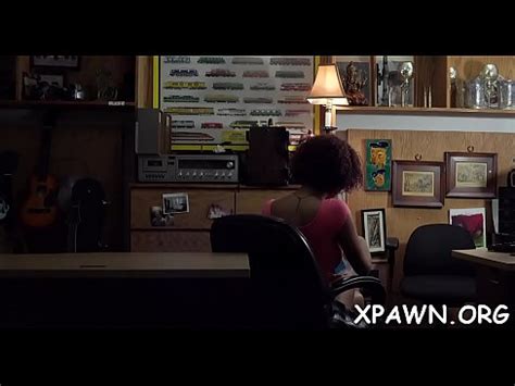 Nice Looking Doxy Sex In Shop XVIDEOS COM