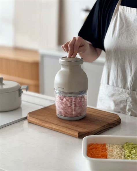 라라홈 𝚁𝚊𝚁𝚊 𝚑𝚘𝚖𝚎 동글동글 귀여운 외관에 요리하는 즐거움까지 확실하게 챙겨주는 이엘오 크림하모니 법랑냄비 라라홈