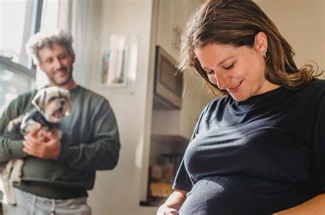 Mitos VS Fakta Kehamilan Benarkah Ibu Hamil Yang Berhubungan Intim Bisa Melukai Janin Nakita