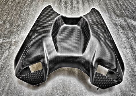 Thallo Carbon Ducati Streetfighter V4 2025 Carbon Fiber Facebook