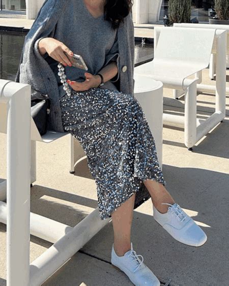 홀리아 스팽글 H스커트 밍크털 속치마 위시버킷