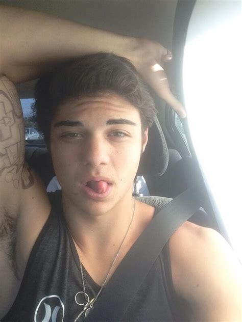 Noah Centineo Pictures