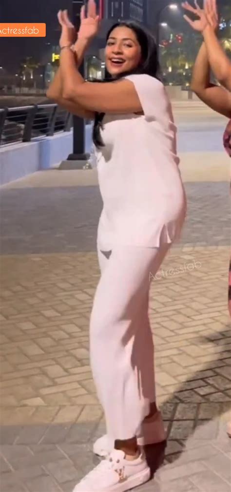 Navya Nair Ractressfab