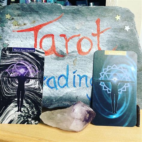 the inbetween tarot — an oraclereading for a friend using the