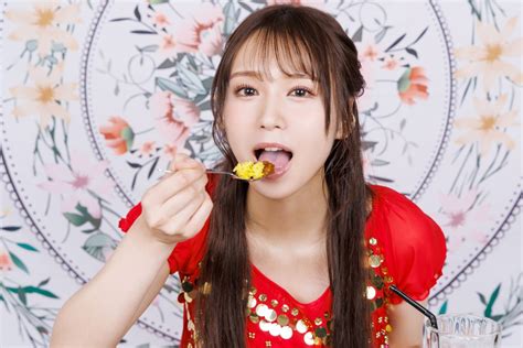 エスワン人気企画 食べ写 をもっと楽しめる！可愛いアザーカットandオフショット厳選放出！ Fanzaニュース