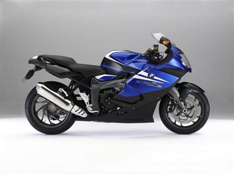 무료 이미지 날카로운 바퀴 교통 주기 닫다 혼다 Bmw 금속의 오토바이 타기 육상 차량 자동차 제조