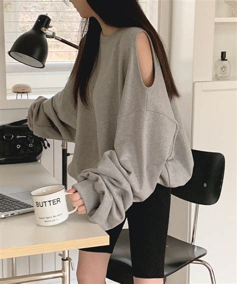 숄더홀트임 맨투맨 루즈핏 오버핏 빅사이즈 간절기 빅사이즈 데일리 캐주얼 레이어드 레깅스코디 하의실종 키작녀 그레이핑크연두 에이블리