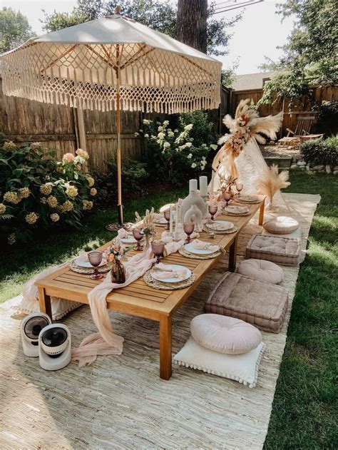 Outdoor Picnic Table Set Up