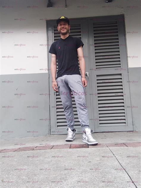 Chico complaciente joven versátil disponible solo domicilios Mileróticos