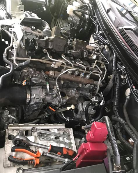 มิตซูบิชินิวปาเจโร่ 4n15 Mivec เลขไมล์ 142995km ล้างท่อร่วมไอดี ใช้