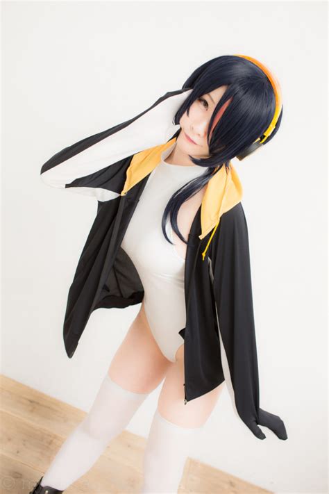 Emperor Penguin Cosplay By Atsuki Delectable From All Angles Sankaku Complex