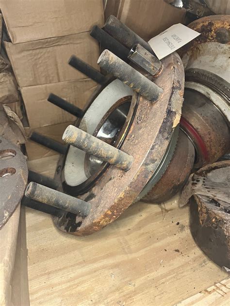 Oshkosh 3869158 Vehicular Planetary Wheel Hub Body Assembly 2530 01 61