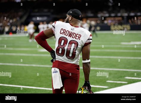 Washington Commanders Wide Receiver Jamison Crowder 80 Wears An