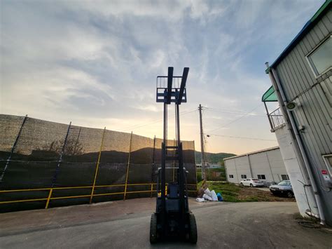 중고지게차 2톤 디젤지게차 두산 지게차 하이마스트 경기도 화성시 봉담읍 비즈프로필