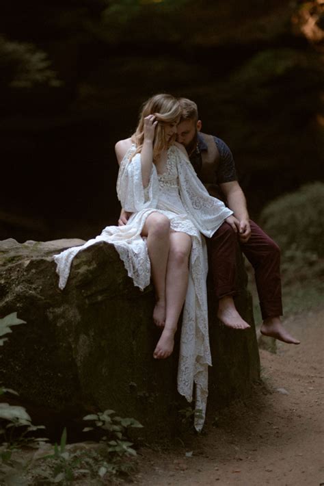 Barefoot Boho Engagement Session Violet Short Photography