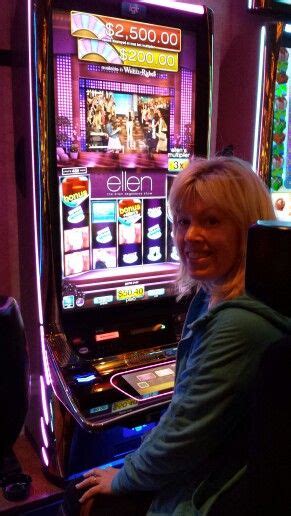 At The Ellen Slot Machine Slot Machine Pinball Machine Arcade Games