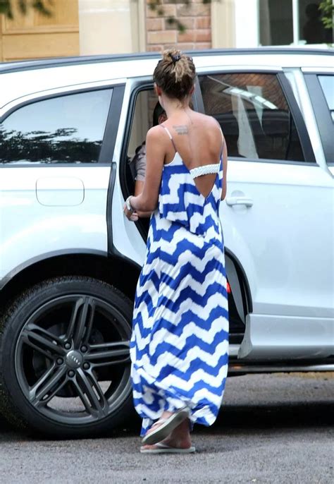 Danielle Lloyd Returns Home Irish Mirror Online