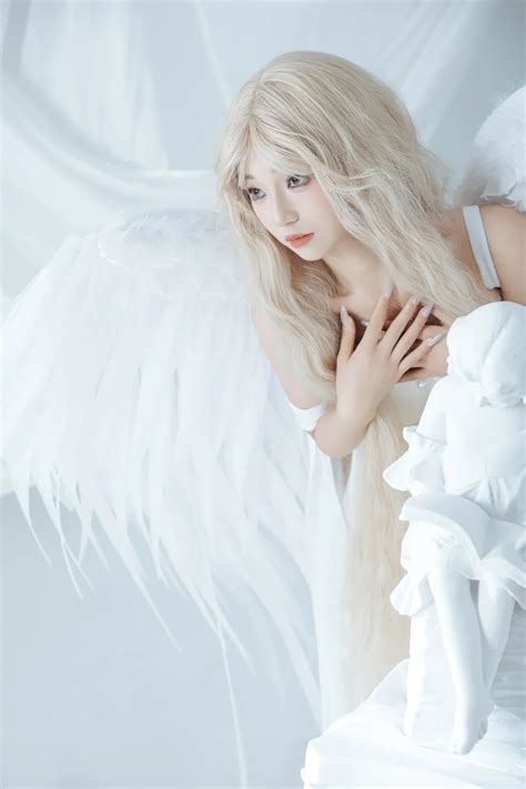 美神降临️纯白天使少女写真