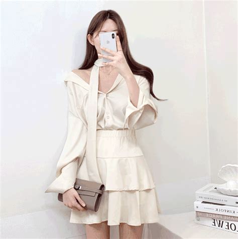 스카프set청순섹시룩 실키 셔츠 블라우스 캉캉 스커트 투피스 세트 에이블리