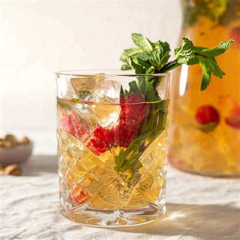Raspberry Mint Julep Recipe Easyfood
