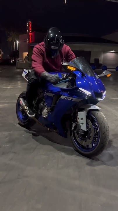 Yamaha R1 Backfire: This Motorcycle Screams Flames! 😈😮😮 - YouTube