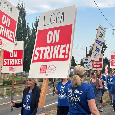 La Center Schools Close As Teacher Strike Enters 2nd Week