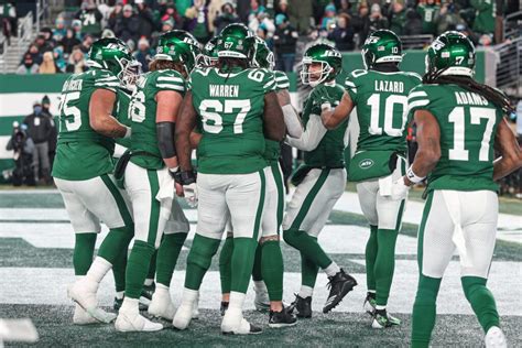 Best Available Tight End Free Agent Should Sign Soon