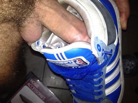 Bites Sneakers Gay Skets