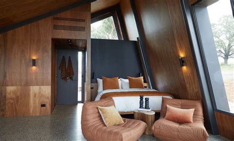 Gilay Tiny Retreat Packs Single Level Luxury In Angular Structure