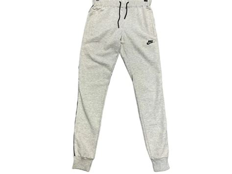 بنطلون نايكي