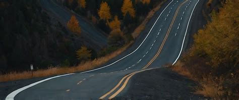 Emtpy Winding Road Premium Ai Generated Image Emtpy Winding Road Premium Ai Generated Image