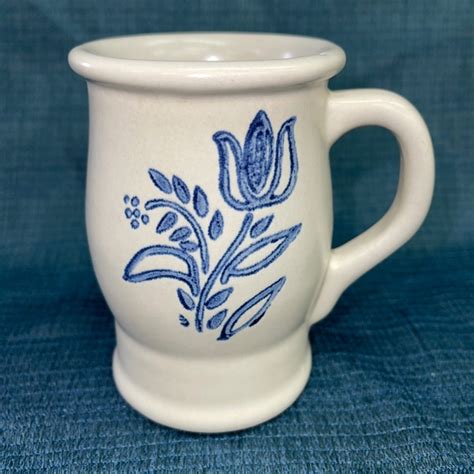 Pfaltzgraff Kitchen 4 Pfaltzgraff Yorktowne Stoneware Mugs Blue