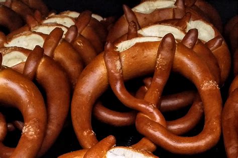 Redmi Go 8MP Rear Camera With HDR 4 999 Mi India