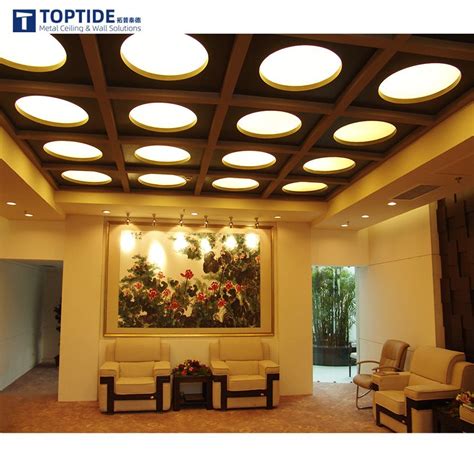 Fireproof Stylish Perforated Art Deco Aluminum False Ceiling Board