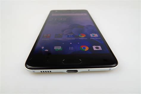 HTC U Ultra Review Feels Like A Phone Made For Them Not U Still It Comes With A Solid