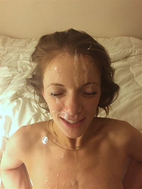 Pretty Brunette Amateur Showing Off Her Glazed Oaks22