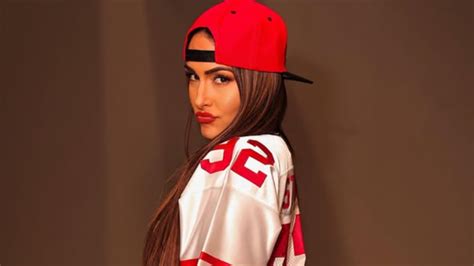 10 Photos Of Nikki Bella Resurface As Cooper Dejean Dating Rumours