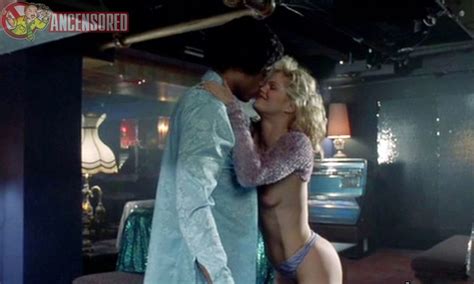 Erin Wright Nude Pics Seite 1