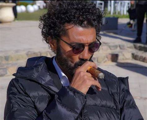 بالصور إبن خالد النبوي يأسر القلوب بوسامته تعرفوا إليه Laha Magazine