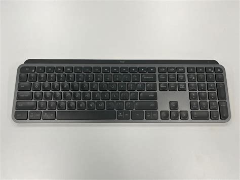 Logitec Mx Keys Bluetooth Keyboard 電腦＆科技 電腦周邊及配件 電腦鍵盤及相關產品 Carousell