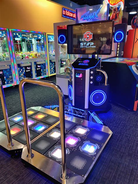 my local mall arcade has a stepmaniax machine and it s only 5 days old