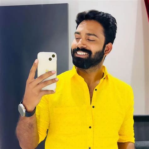Nikhil Thakur Thakurwithhands On Threads