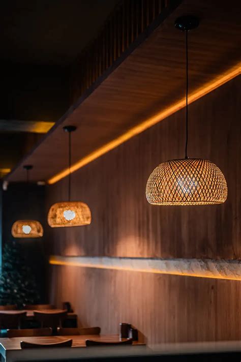 조명으로 포인트를 준 감각적인 실내 20평 펍 인테리어 제주도 제주시 조명으로 포인트를 준 감각적인 실내 20평 펍 인테리어 제주도 제주시