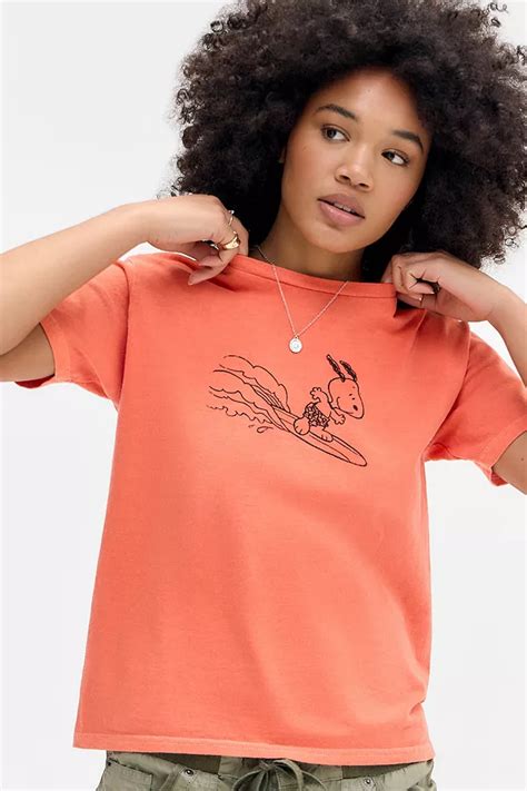 Uo Snoopy Surf Relaxed T Shirt Urban Outfitters Uk