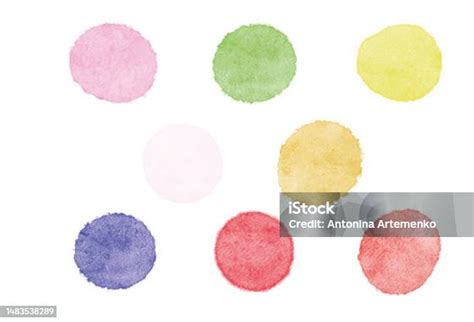수채화 원 모양 벡터 컬렉션입니다 파스텔 무지개 색상은 손으로 그린 반점을 설정합니다 화려한 수채화 물감 그림 큰 점 그림 디자인 요소 텍스트 배경입니다 0명에 대한 스톡