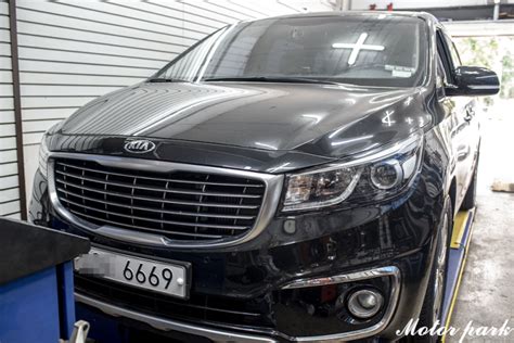 기아 올뉴카니발 앞 디스크연마 및 브레이크패드교환 엔진오일교환 항균필터교환 운전석 등속조인트교환1806136669