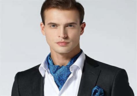 دستمال گردن مردانه آموزش بستن دستمال گردن مردانه ستاره